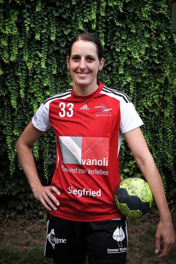 Angela Dolder Assistenztrainerin bei Eagles | SPONO EAGLES